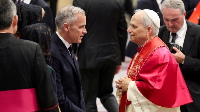 À Rome, Carney rencontre le pape et s’entretient avec J.D. Vance ...