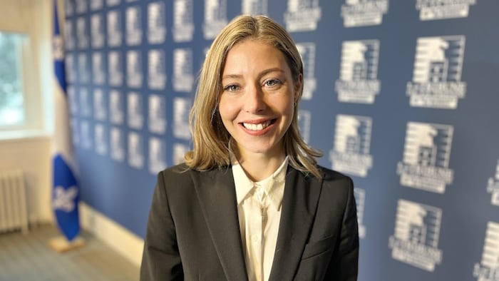 Maude Marquis-Bissonnette en opération séduction à Québec | Radio-Canada