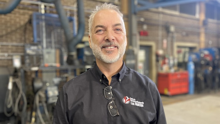 Québec investit dans une formation en soudage à La Sarre | Radio-Canada