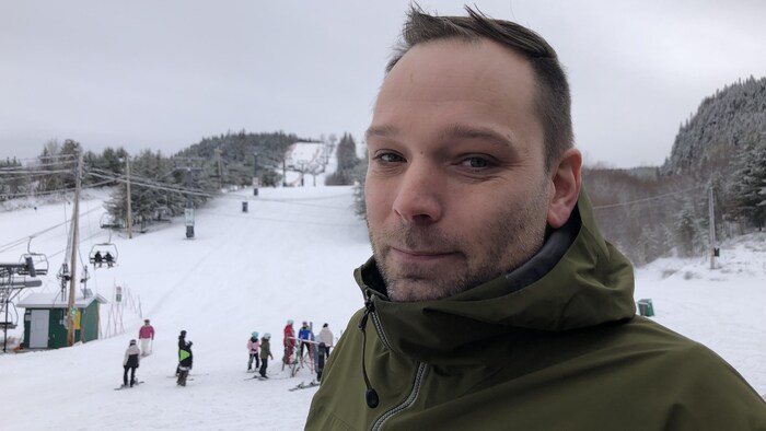 Un début de saison de glisse contrasté sur la Côte-Nord | Radio-Canada