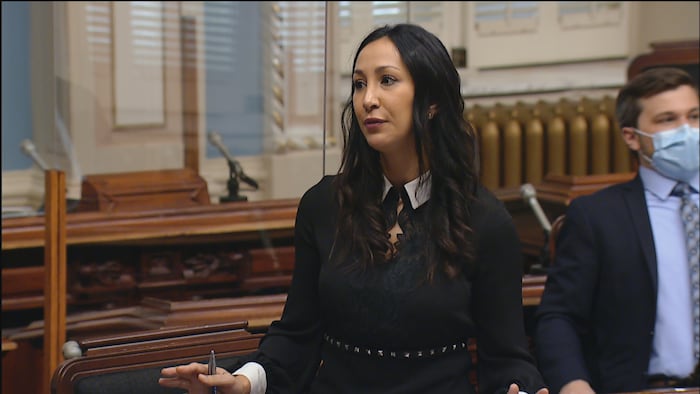 Transport collectif : c’est « 3-0 Montréal », déplore Marwah Rizqy ...