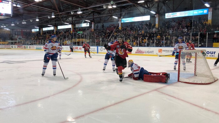 La série Drakkar-Wildcats est égale 1 à 1 | Radio-Canada