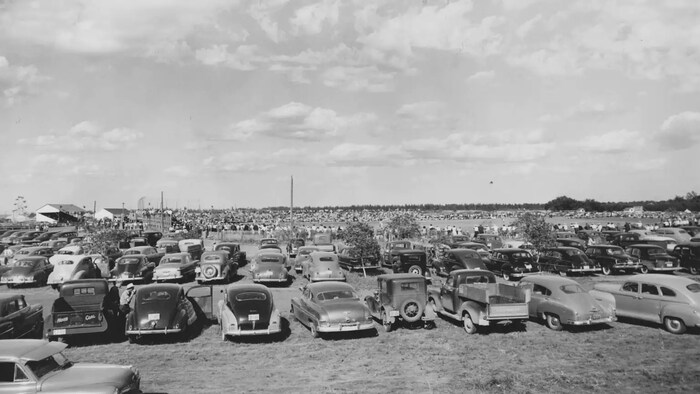 Une équipe de baseball de joueurs noirs honorée près de 70 ans après ...