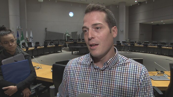 Trottinette électrique à Ottawa : un projet pilote « amélioré » pour ...
