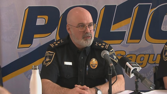 La police de Saguenay se montre rassurante face aux événements violents | Radio-Canada