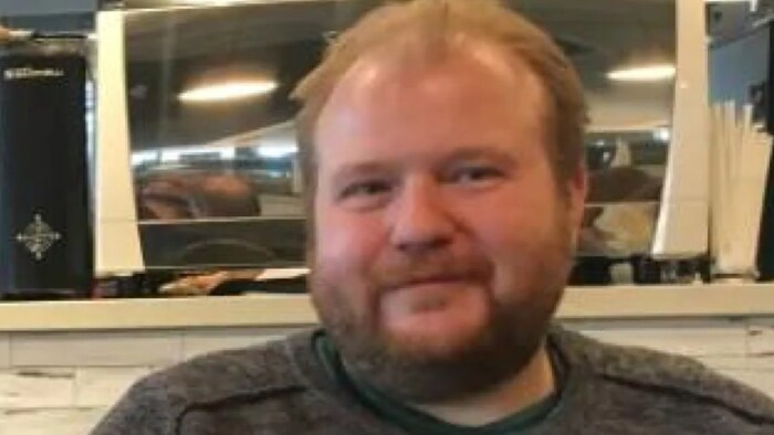 Matt Wolf, un proche collaborateur de Jason Kenney, a été interrogé par ...