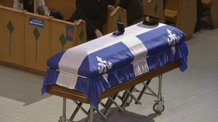 Un dernier au revoir à la sergente Maureen Breau | Radio-Canada