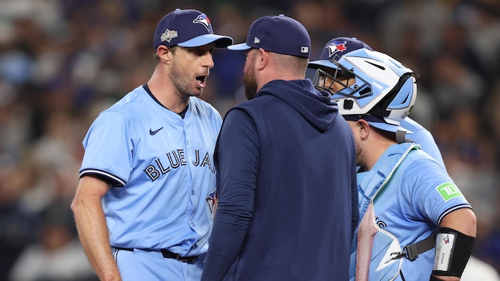 Un « Mad Max » étincelant permet aux Blue Jays d’égaliser la série ...
