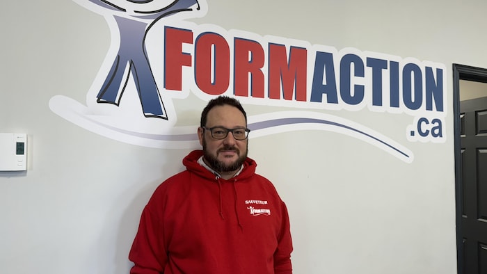 La formation pour devenir sauveteur gagne en popularité | Radio-Canada