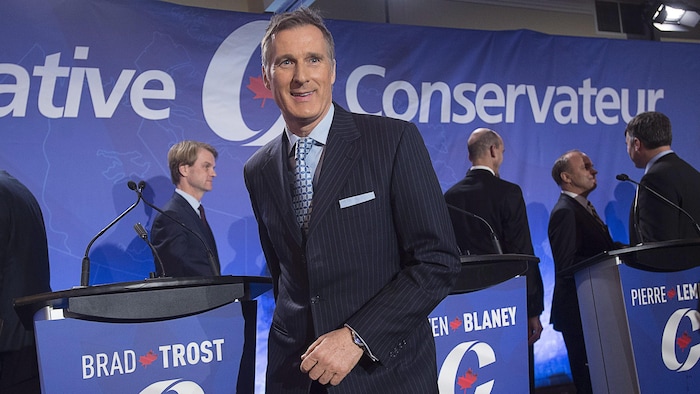 Ni Bernier ni Blaney ne s'inquiètent des appuis reçus par Scheer ...