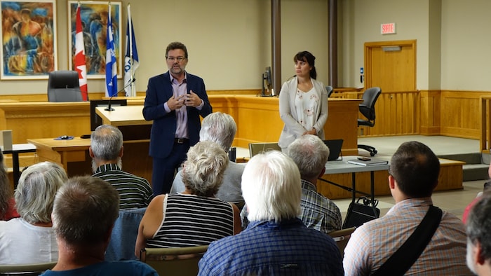 Refoulements d'égout à répétition : des résidents de Wychwood veulent ...