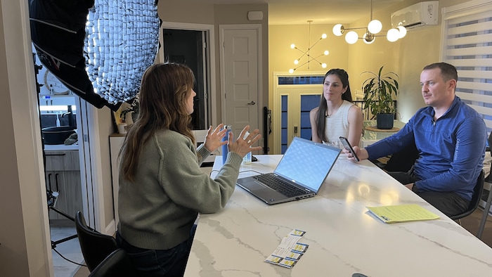 « Places fantômes » en garderie : la ministre Laforest « aurait dû ...