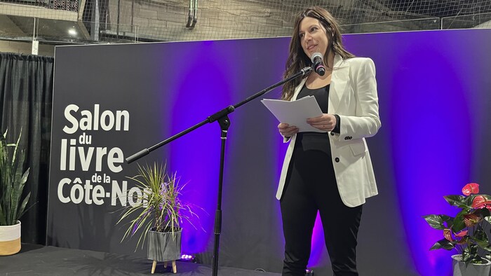 Le Salon du livre de la Côte-Nord est lancé! | Radio-Canada