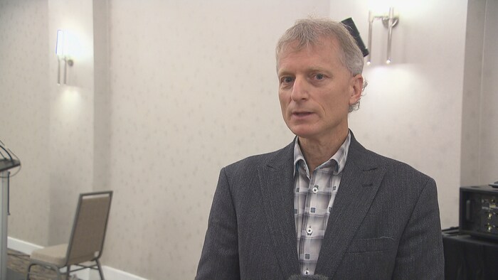 Les communications sur la COVID-19 au Nouveau-Brunswick portent à ...