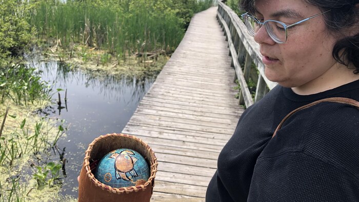 Un bain de forêt avec Melissa Mollen Dupuis | Radio-Canada