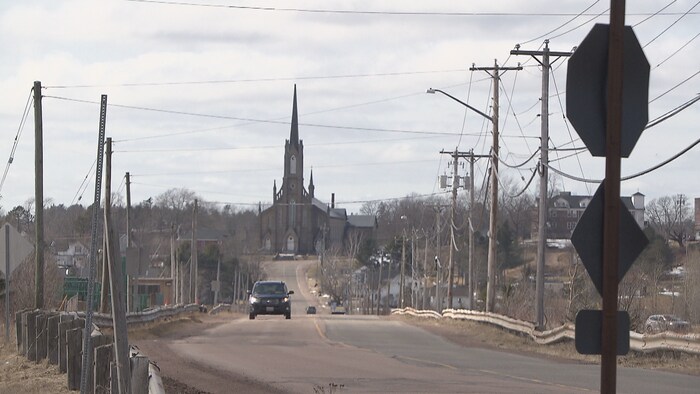Affichage et langue de travail, Memramcook veut faire une plus grande ...