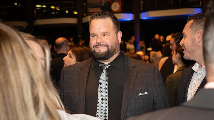 Marc Carrière quitte le parti Équipe Mario Aubé | Radio-Canada