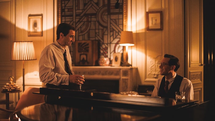 Monsieur Aznavour, la vie fascinante d’un bourreau de travail | Radio ...