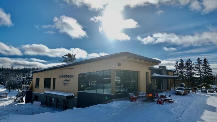 Robko Aventures se porte acquéreur du Mont Adstock | Radio-Canada