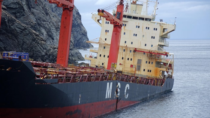 Cargo échoué : la prochaine phase du nettoyage du MSC Baltic III s ...