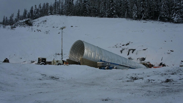 Le Canada approuve la première mine de charbon avec un plafond d ...