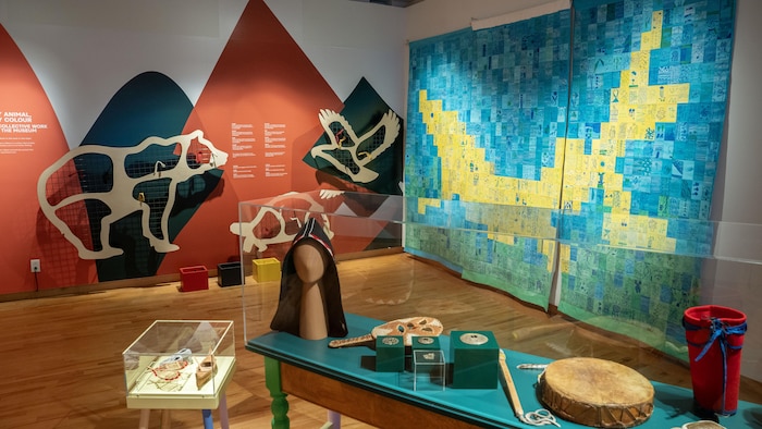 Une nouvelle exposition « par et pour » les Abénakis à Odanak | Radio ...