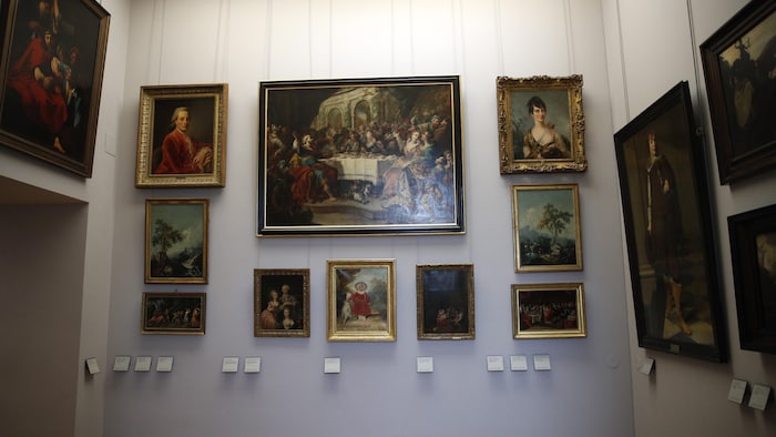 Le Louvre expose des tableaux spoliés par les nazis, en espérant les ...