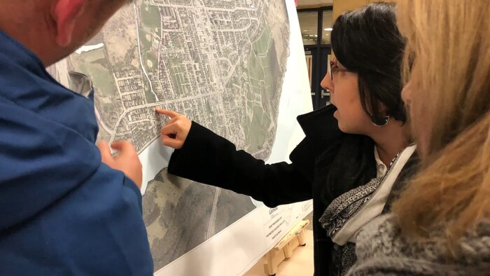 Inauguration de la rue Wìgwàs, qui remplace la rue Amherst à Gatineau ...