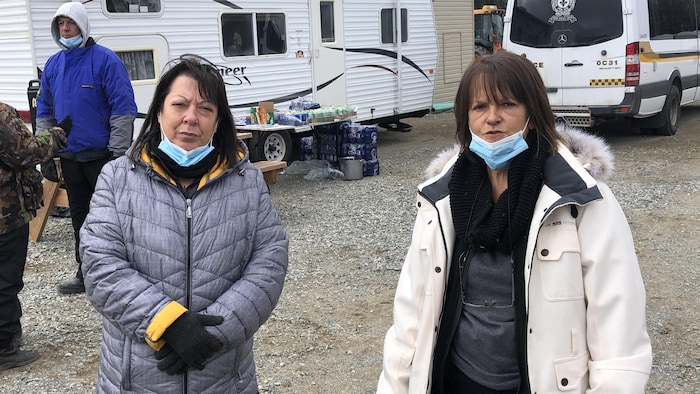 Des milliers de photos à passer au peigne fin pour retrouver Jacques ...