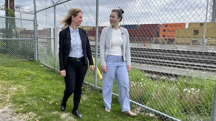 D’arnaqueurs de l’amour à voleurs, le crime organisé africain s’étend au Québec | Radio-Canada