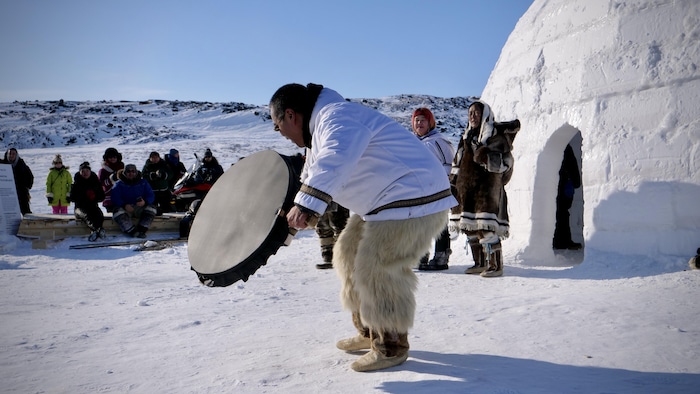 Un immense igloo au cœur d’un festival valorisant l’art et la culture ...