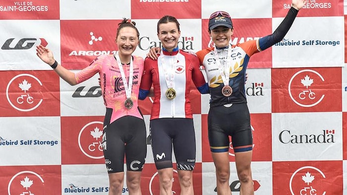 Olivia Baril est championne canadienne en cyclisme sur route | Radio-Canada
