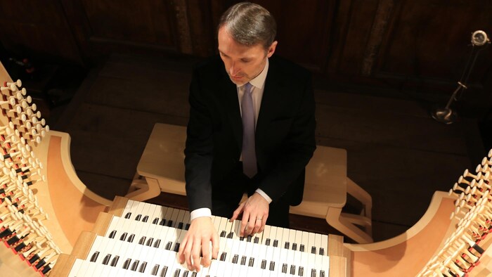 Organiste à Notre-Dame de Paris, Olivier Latry se produit à Notre-Dame ...