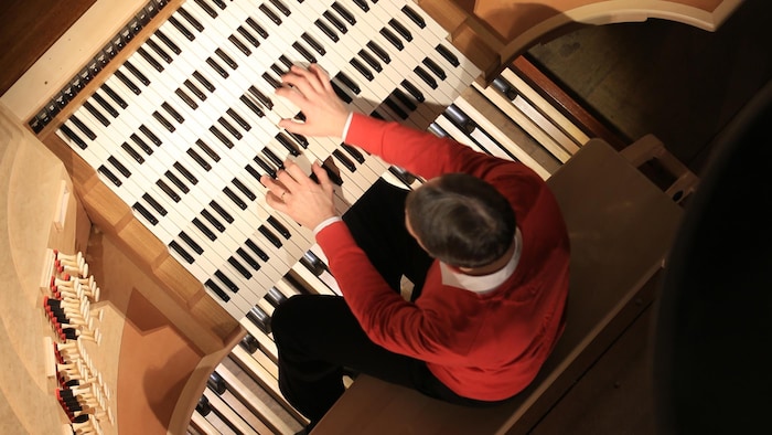 Organiste à Notre-Dame de Paris, Olivier Latry se produit à Notre-Dame ...