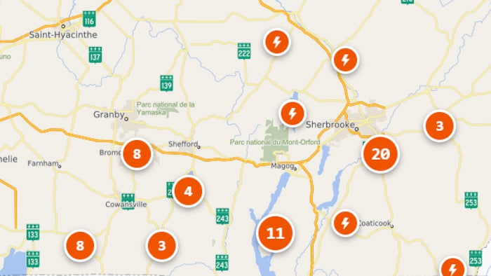 Des milliers d’abonnés d’Hydro-Québec privés de courant | Radio-Canada