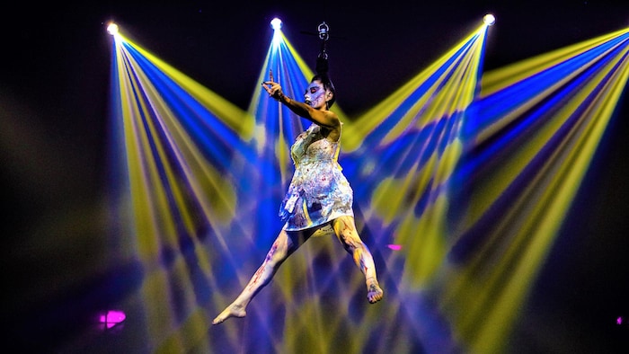 Paranormal Cirque, entre burlesque et cirque d’épouvante | Radio-Canada