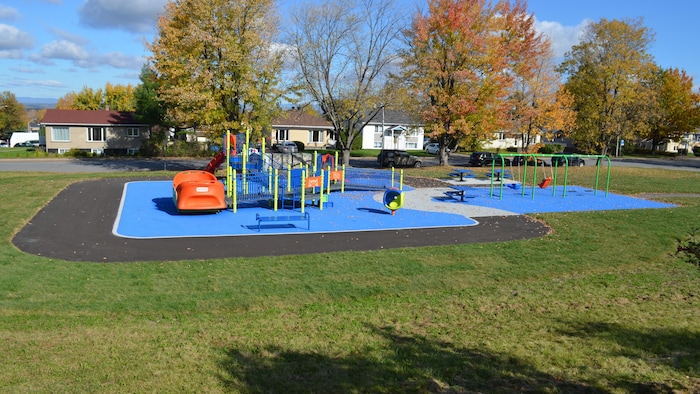 Le Centre de réadaptation en déficience physique inaugure son parc ...