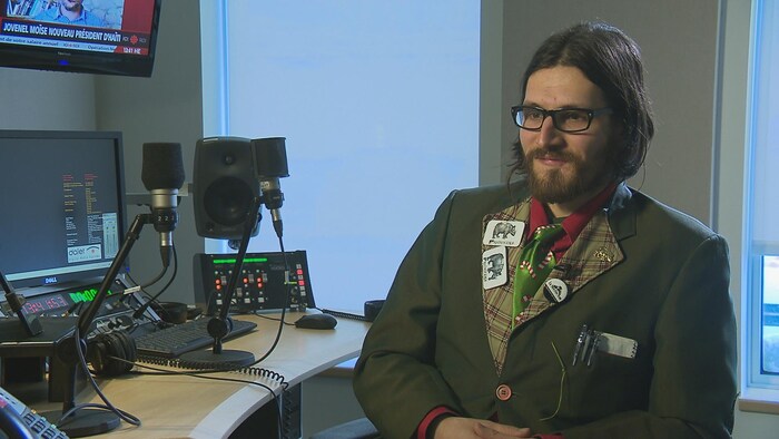 Questions-réponses avec le chef du Parti Rhinocéros du Canada | Radio ...