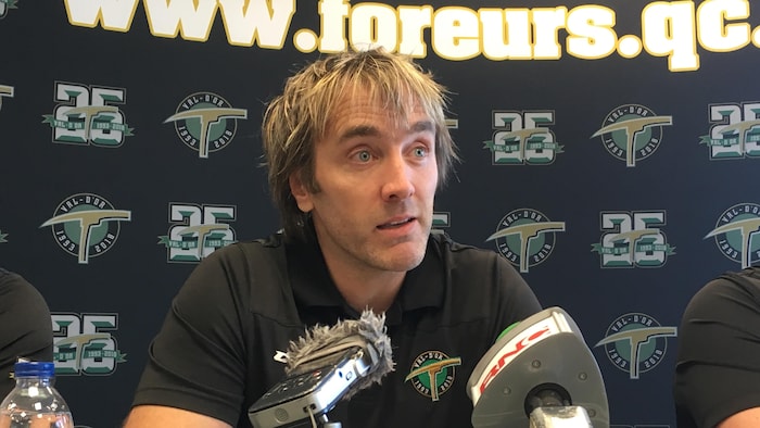 Pascal Daoust entraîneur par intérim des Foreurs de Val-d'Or | Radio-Canada