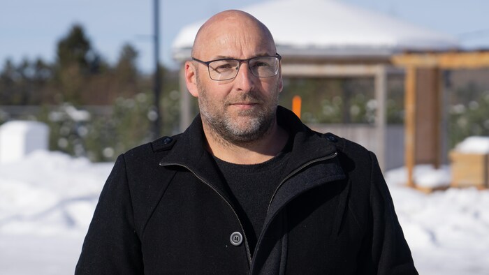 Saint-Moïse veut un dôme pour sa patinoire | Radio-Canada