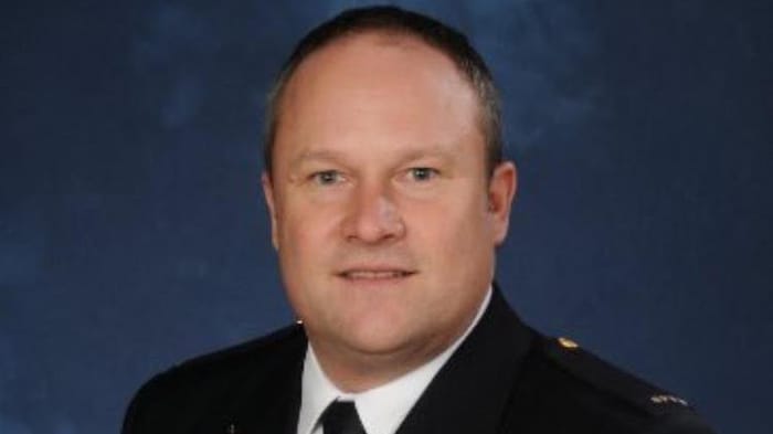 Un autre haut gradé quitte le SPVM | Radio-Canada
