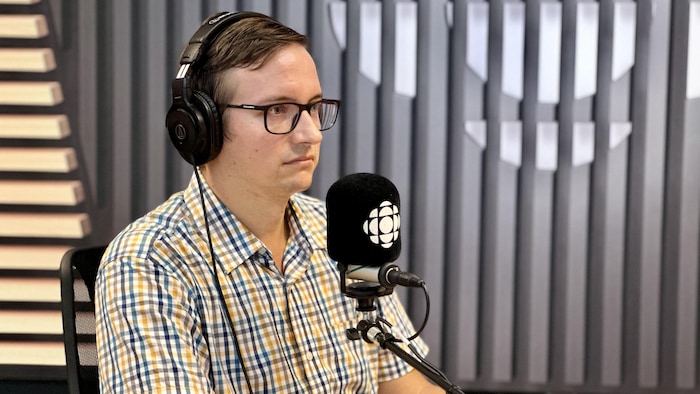 Hausses de tarifs et de l’achalandage projeté à la STO en 2024 | Radio ...