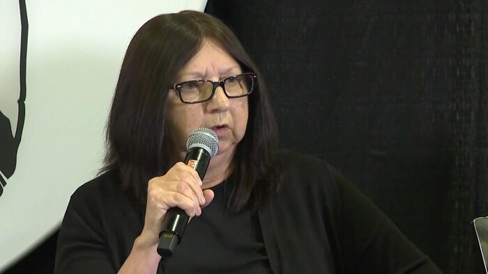 Des chefs de police autochtones accusent le fédéral de retarder une ...