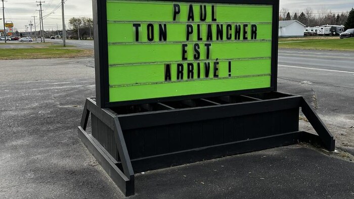 « Paul, ta souffleuse est arrivée » : une campagne publicitaire cocasse ...