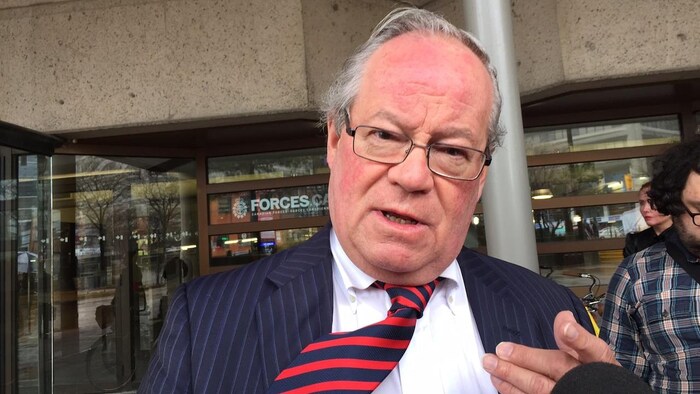 Le rédacteur en chef de Your Ward News de nouveau arrêté pour ...