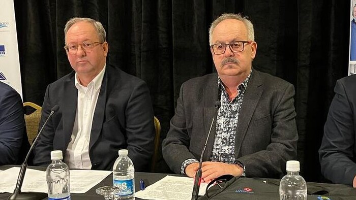 Une entente est conclue pour commencer la pêche au crabe à Terre-Neuve ...