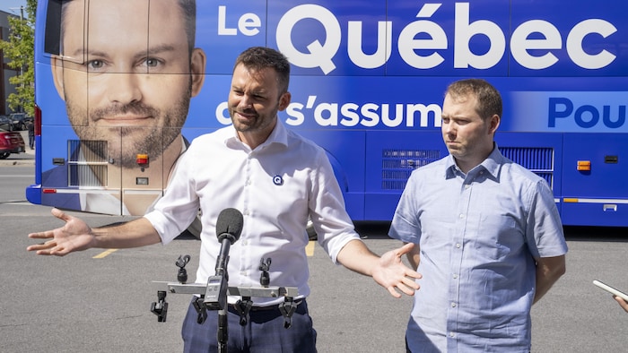 Un transfuge devient symbole de liberté d’expression pour le PQ | Radio ...
