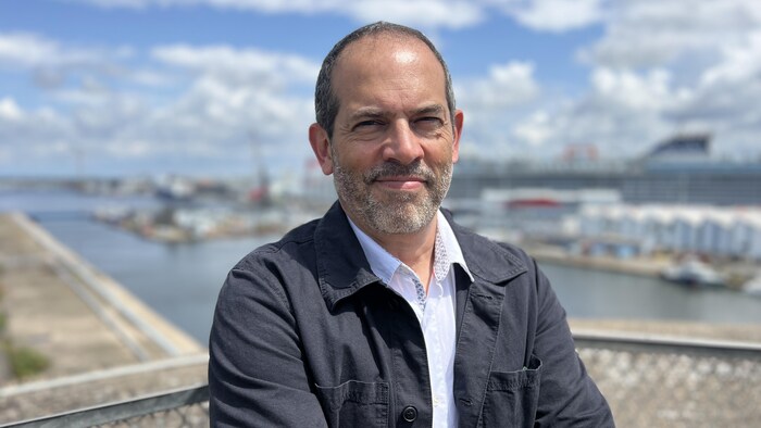 Malgré les sanctions, le pétrole russe traverse l’Europe | Radio-Canada