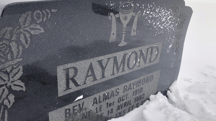 Un défunt prêtre de la Péninsule acadienne visé par des allégations d’agression sexuelle | Radio ...