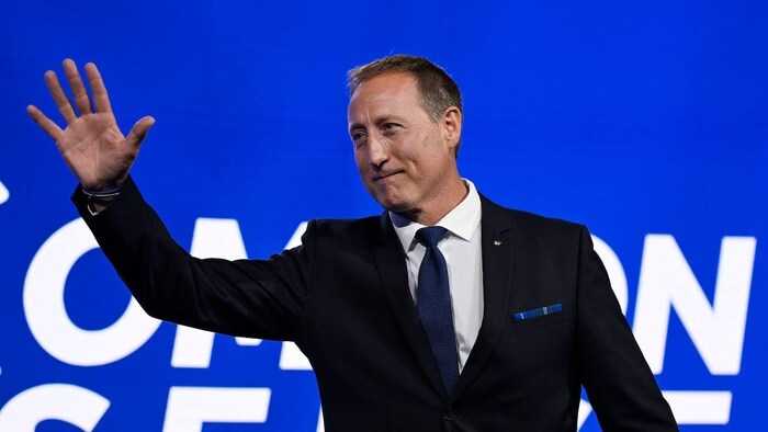 Poilievre says he wants to restore the military while cutting spending ...